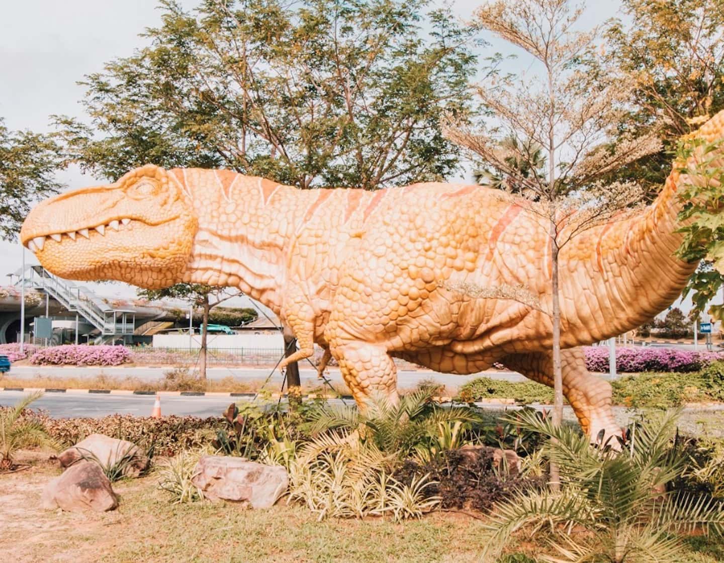 Guide To Changi Jurassic Mile: Dinosaurs, Cycling & More